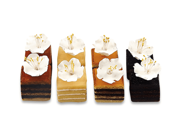 Square Glass Pastries II With Flowers – World of Chantilly